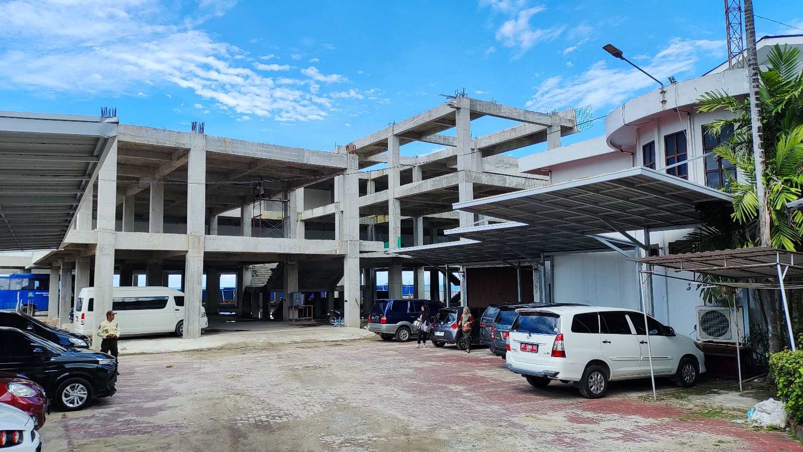 Alwi Al Qadri Pertanyakan Kelanjutan Proyek Gedung DPRD Balikpapan ... Alwi Al Qadri Pertanyakan Kelanjutan Proyek Gedung DPRD Balikpapan ...
