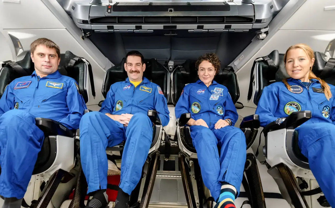 NASA Siarkan Langsung Peluncuran SpaceX Crew-12 ke ISS